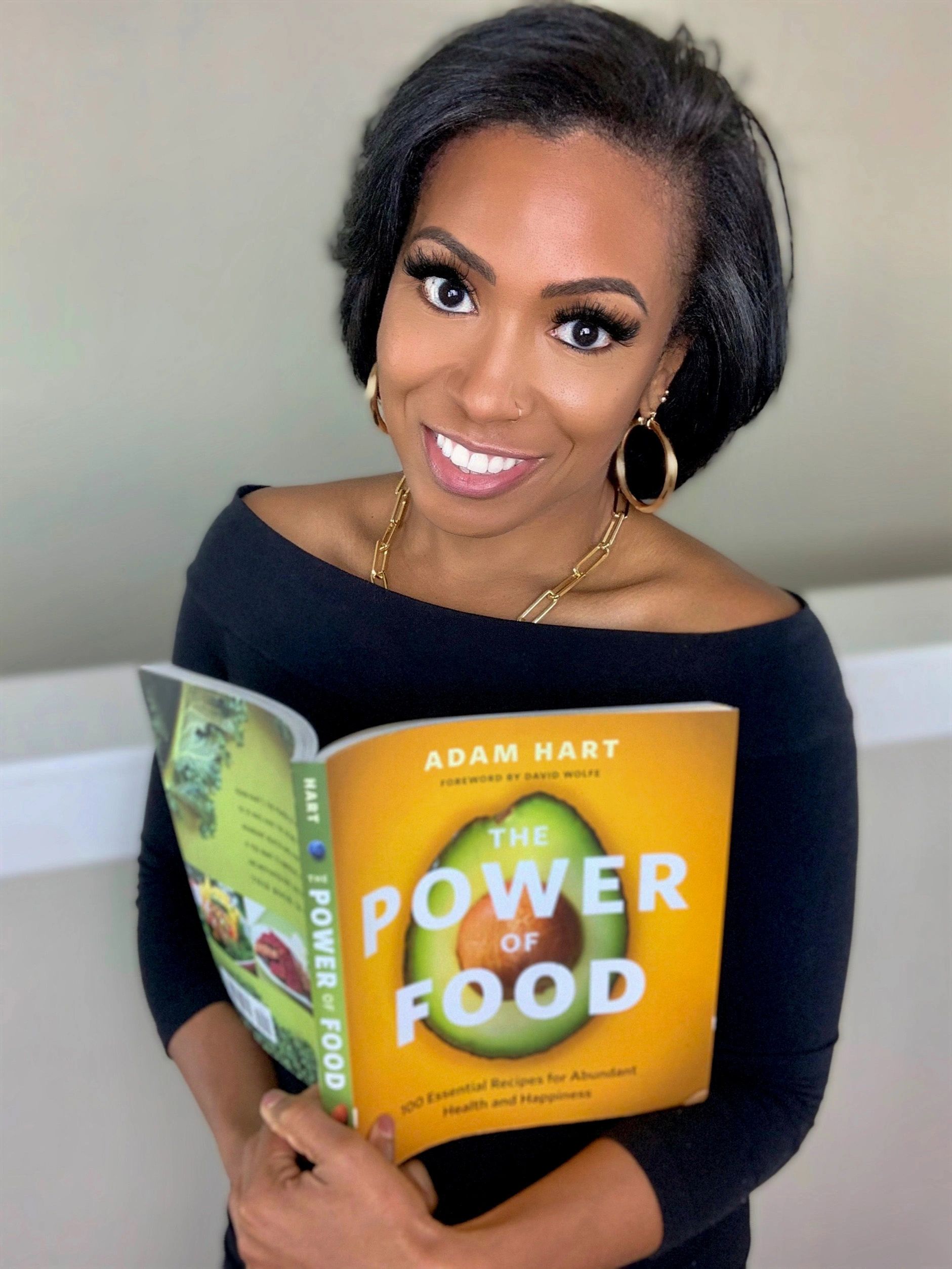 Crystal Hadnott, MS, CNS, PhD - Nutritionist | Athlete | Author