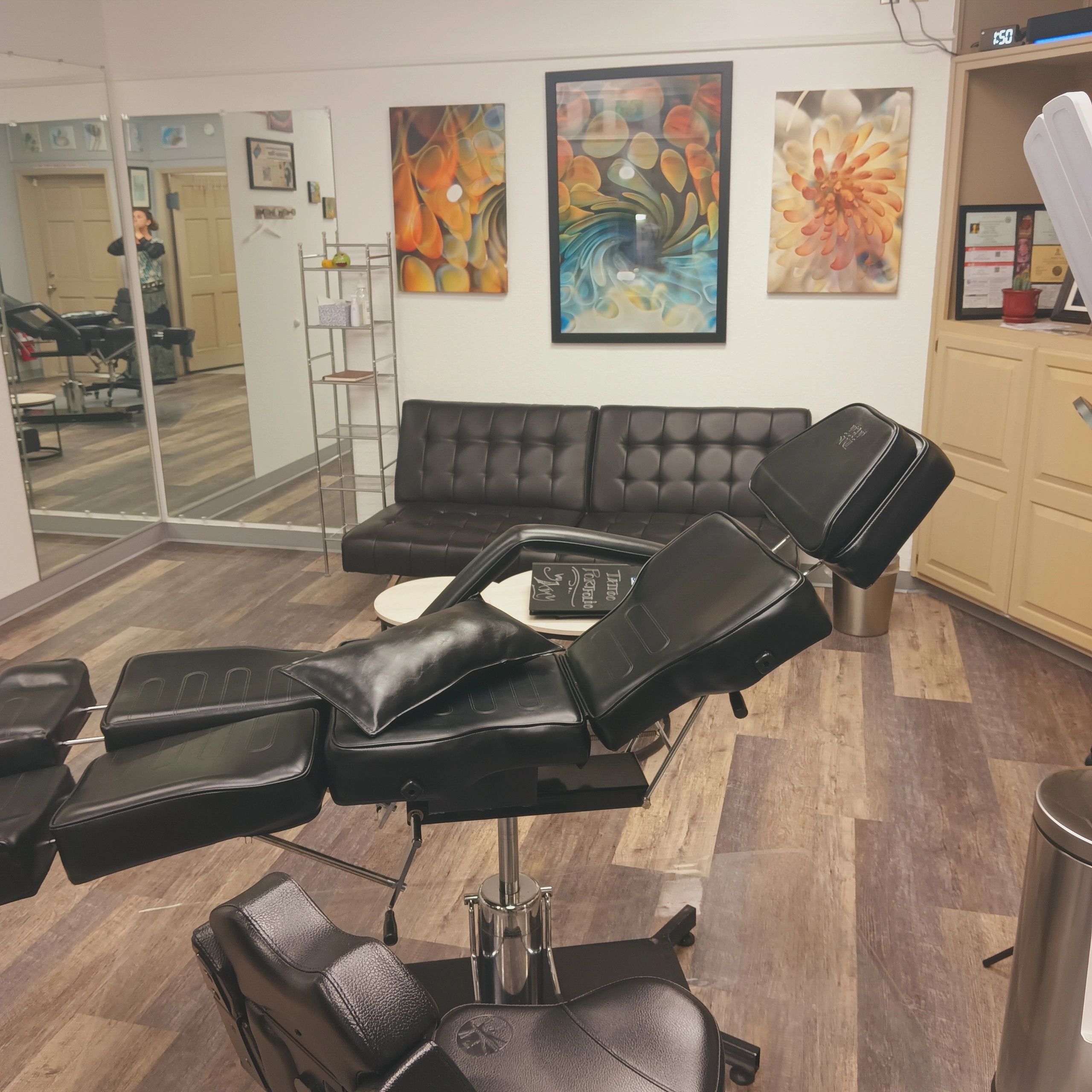 A ok Tattoo - Tattoo, Glass Art Gallery, Tattoo Shops