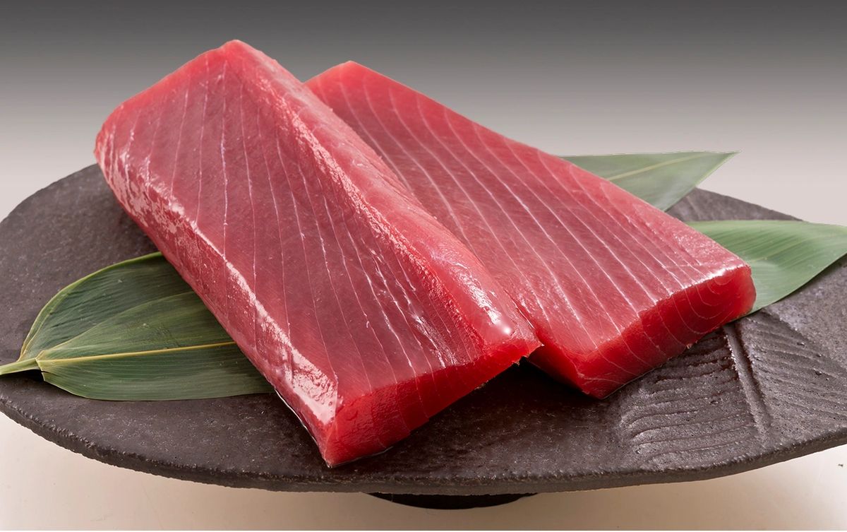 Sashimi Grade Yellowfin Tuna Saku 250g+ per piece