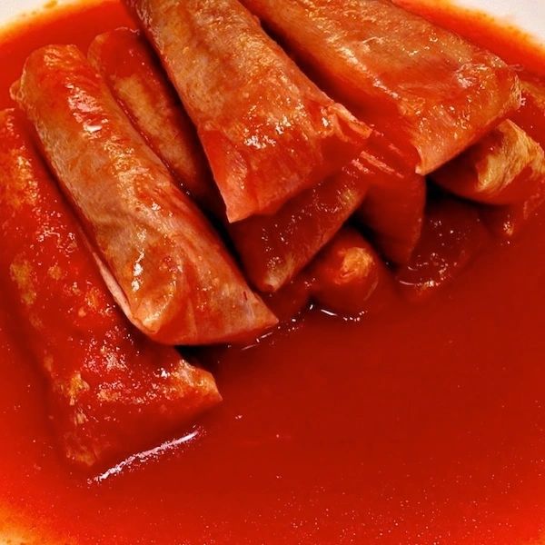 a 6 x 7 inch textured tamale parchment wrap (corn husk substitute ...