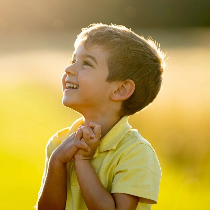 Un niño, responsabilidad de todos