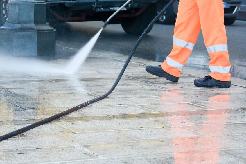 Pressure Washing Service - Apex Pressure Washing & Gutter Cleaning