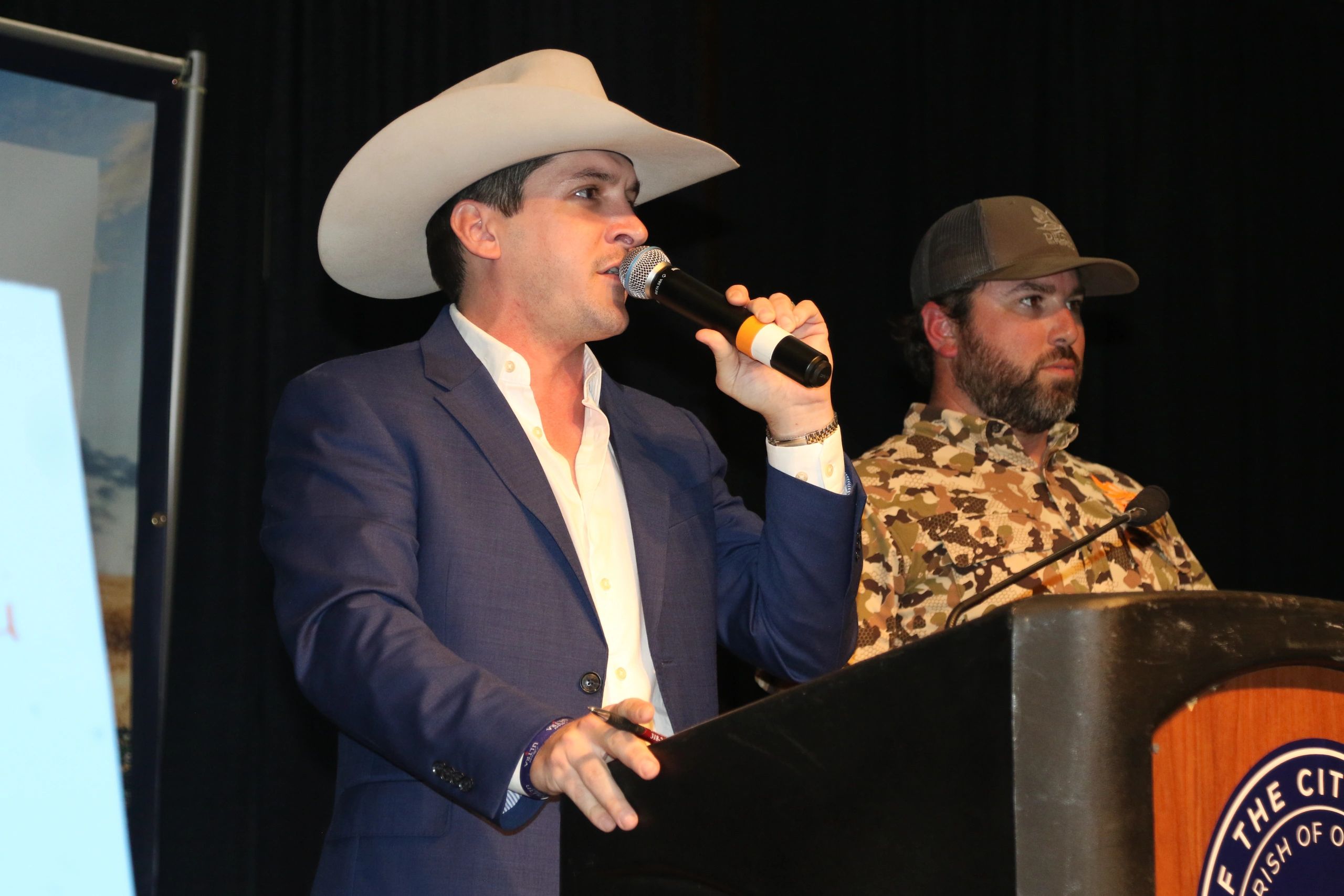 Daniel Guinn Auctioneers | Premier Auction House