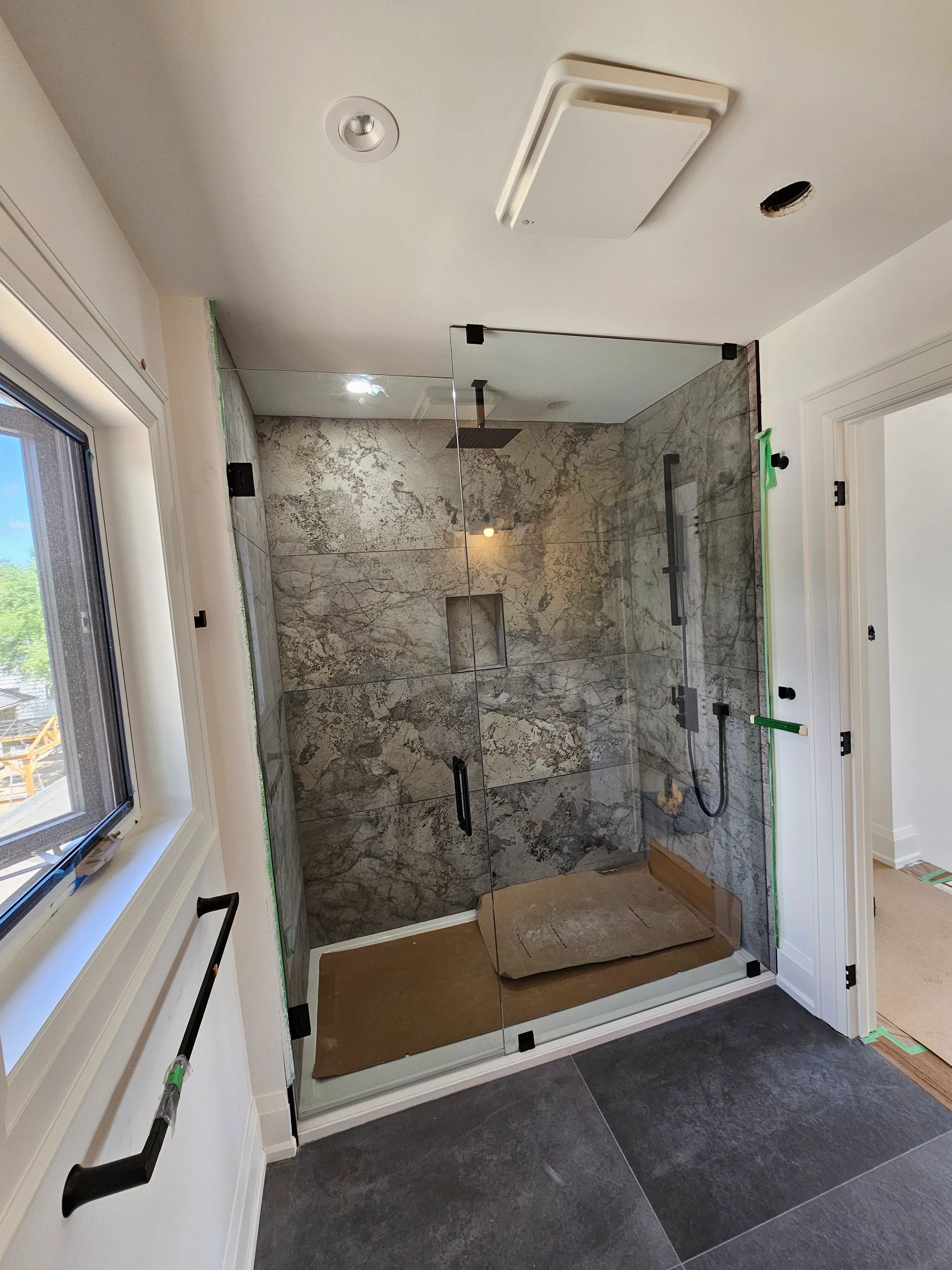 Inline Glass Enclosure