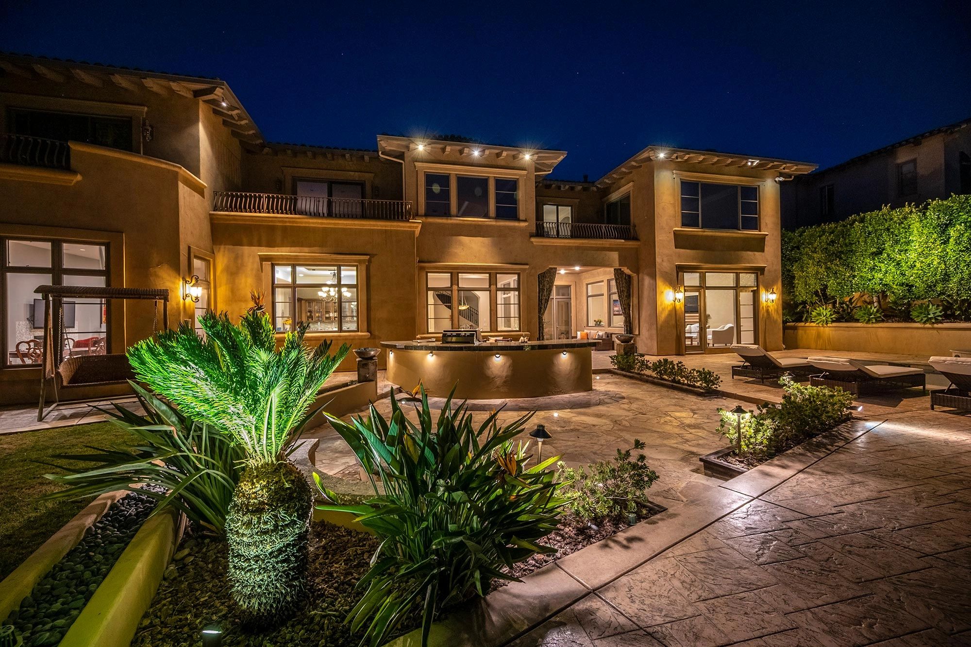 Holiday Lighting | DESERT GLOW