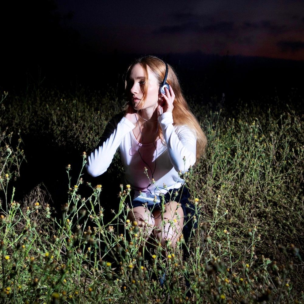 SoCal's Theo Moss Takes Flight with Debut Single "Autopilot"