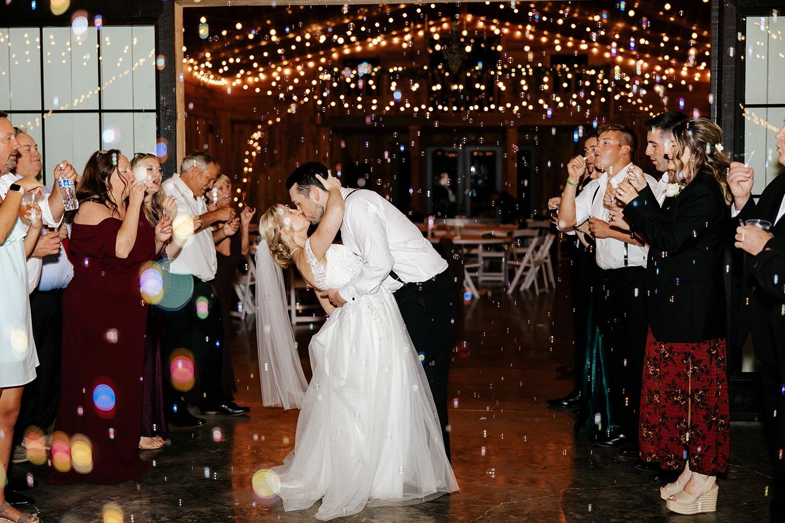 5 FUN WEDDING SEND-OFF IDEAS FOR YOUR GRAND WEDDING EXIT