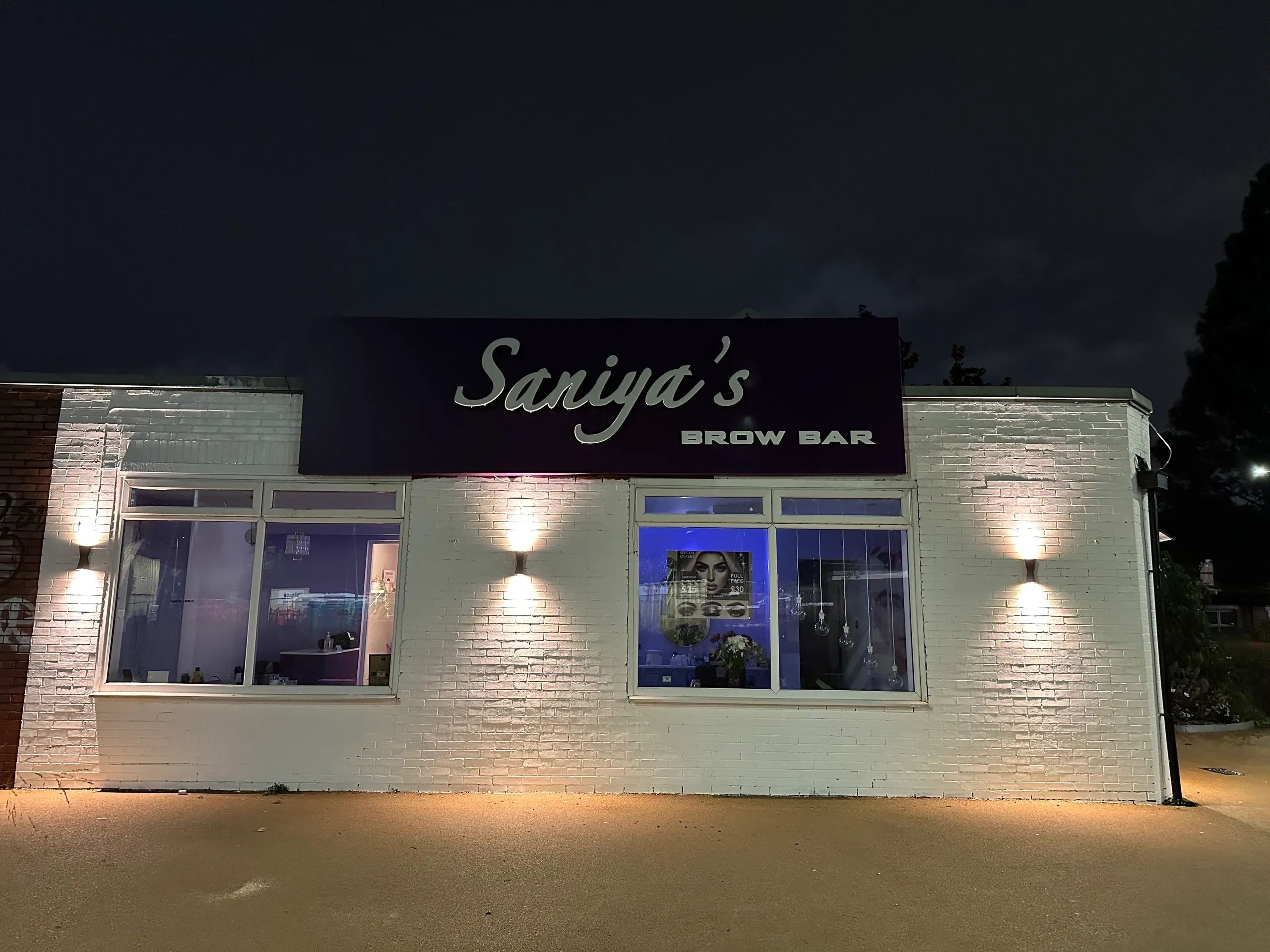 Saniya's Brow Bar - Eyebrow Threading - Manchester, England