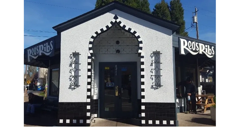 Reo's Ribs: Authentic Soul Food Awaits You