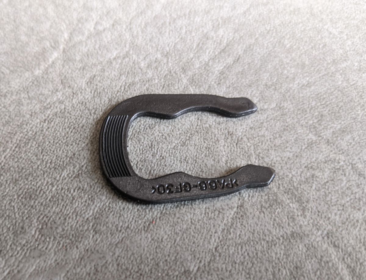 COOLANT TEMPERATURE SENSOR CLIP 032 121 142