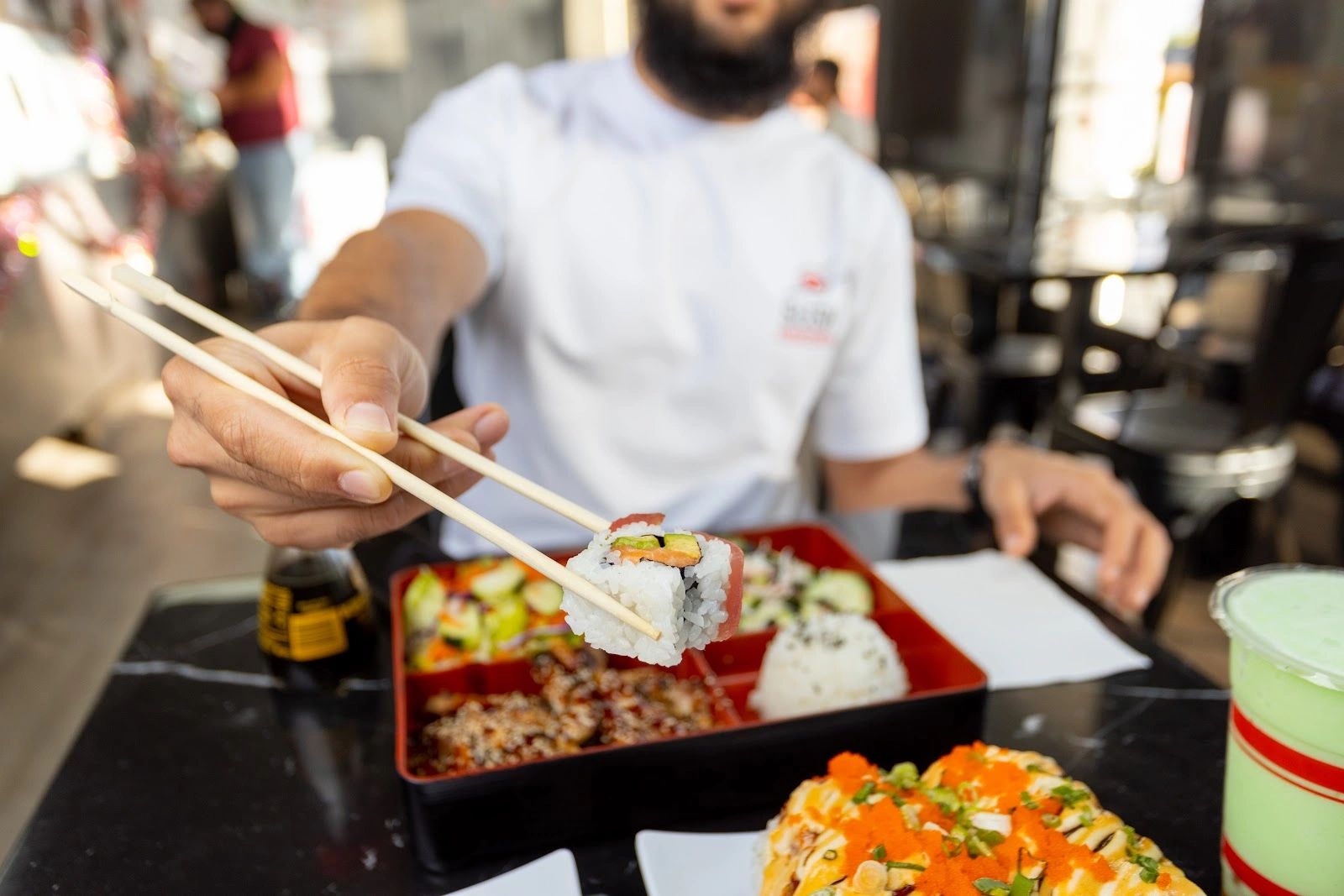 How to Use Chopsticks: A Chopstick Tutorial