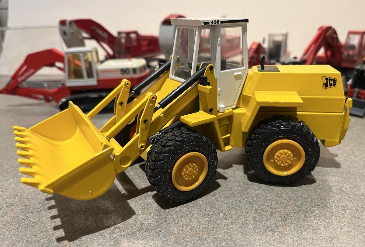 JCB 430 Art wheel loader NZG 1:35 scale
