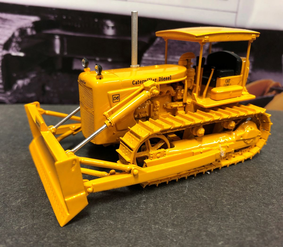 Caterpillar D6 U9 S-blade Resin 1:50 scale Dan Models