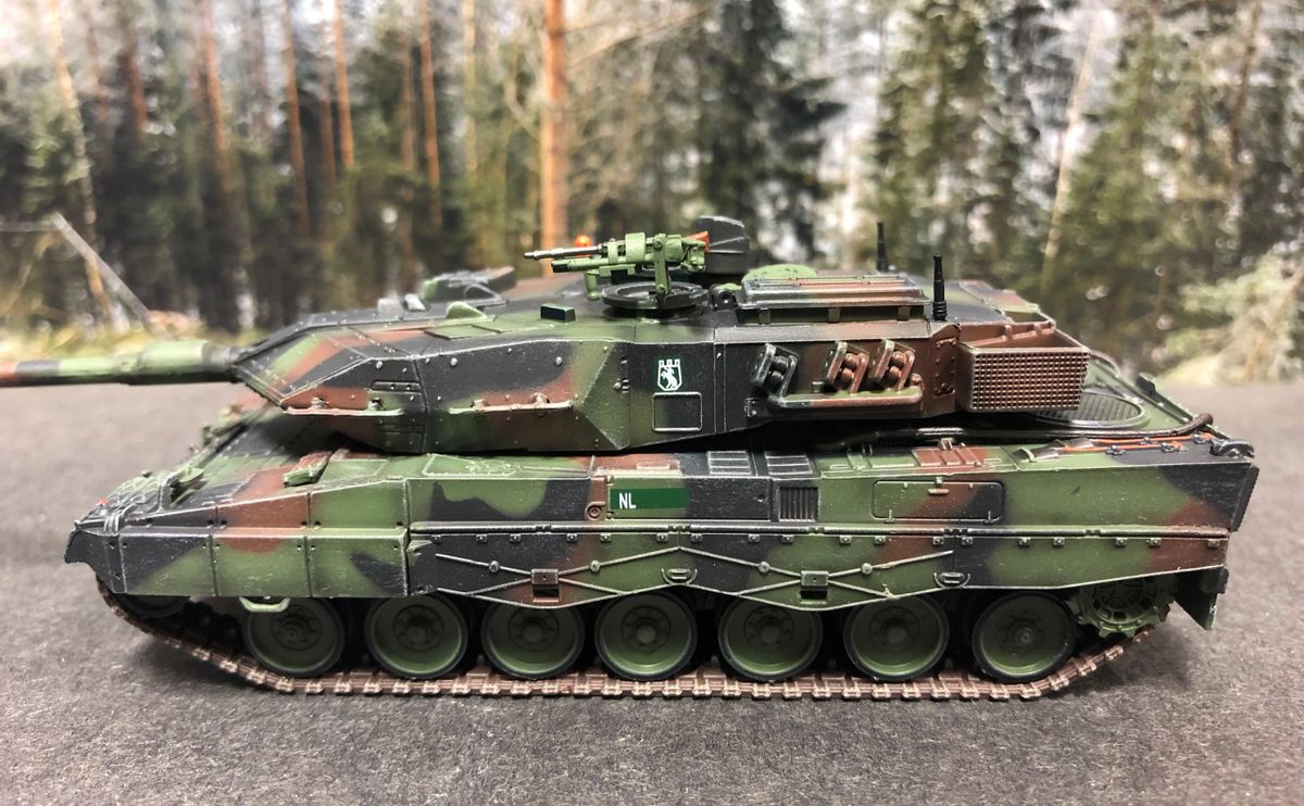 Dutch Leopard 2A6NL Battle Tank 1:72 scale Panzerkampf