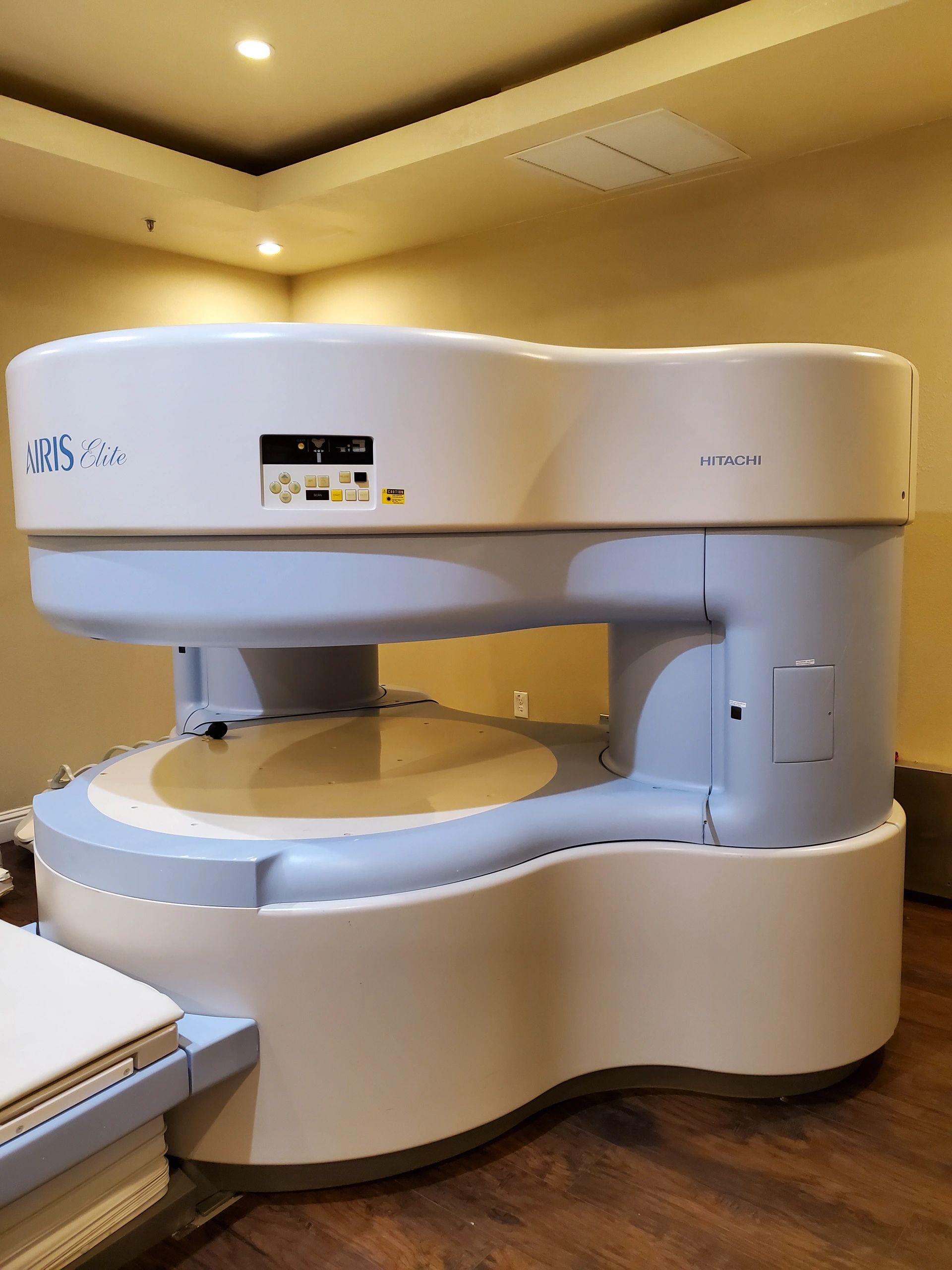 THE ADVANTAGES OF AN OPEN MRI