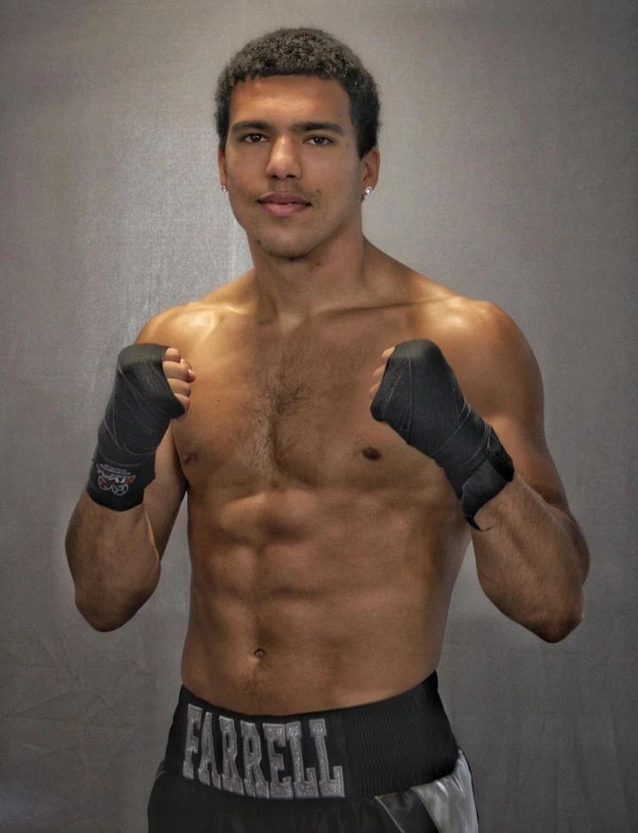 Farrell Returns as Neill Prepares for Professional Debut