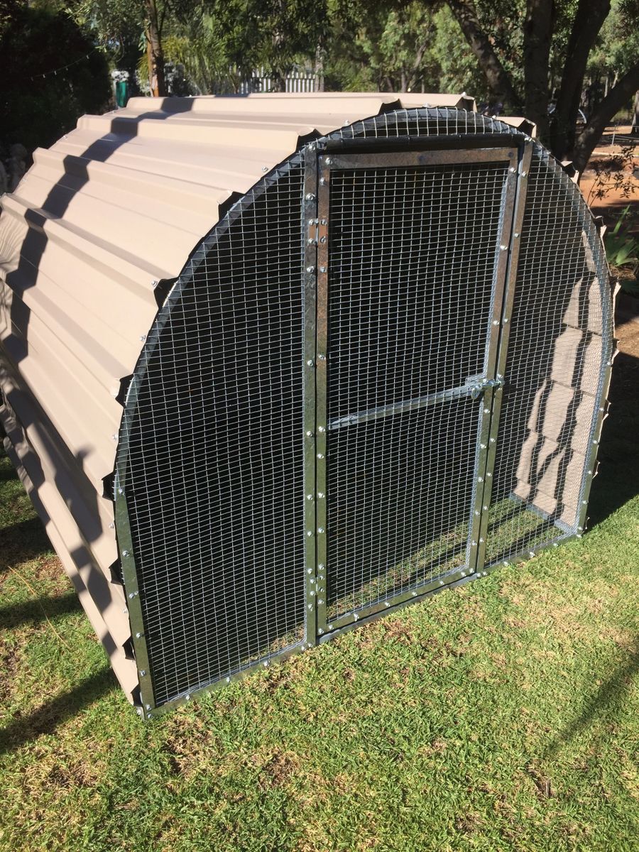 B1 - 1.5mt x 1.5mt x 1.2mt High