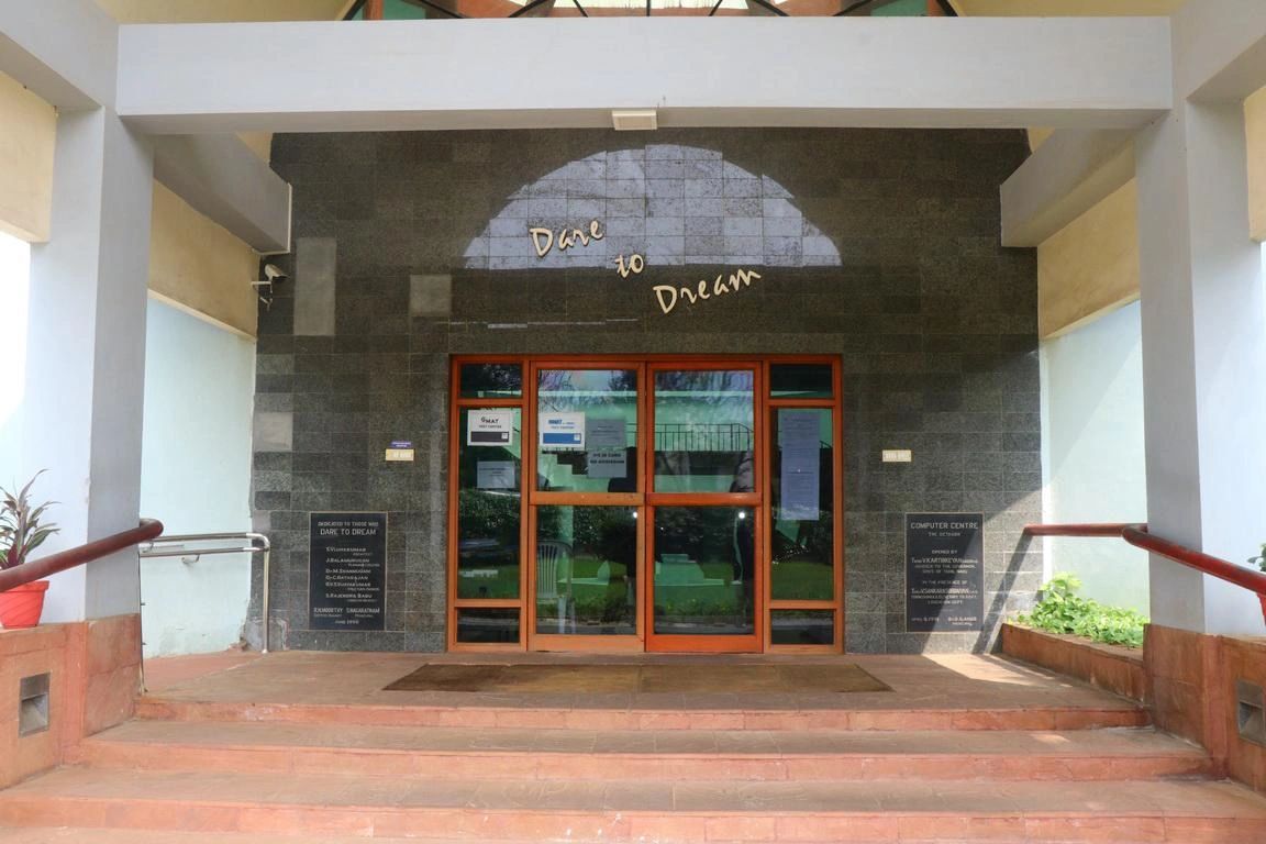 Team | Dare 2 Dream Ventures