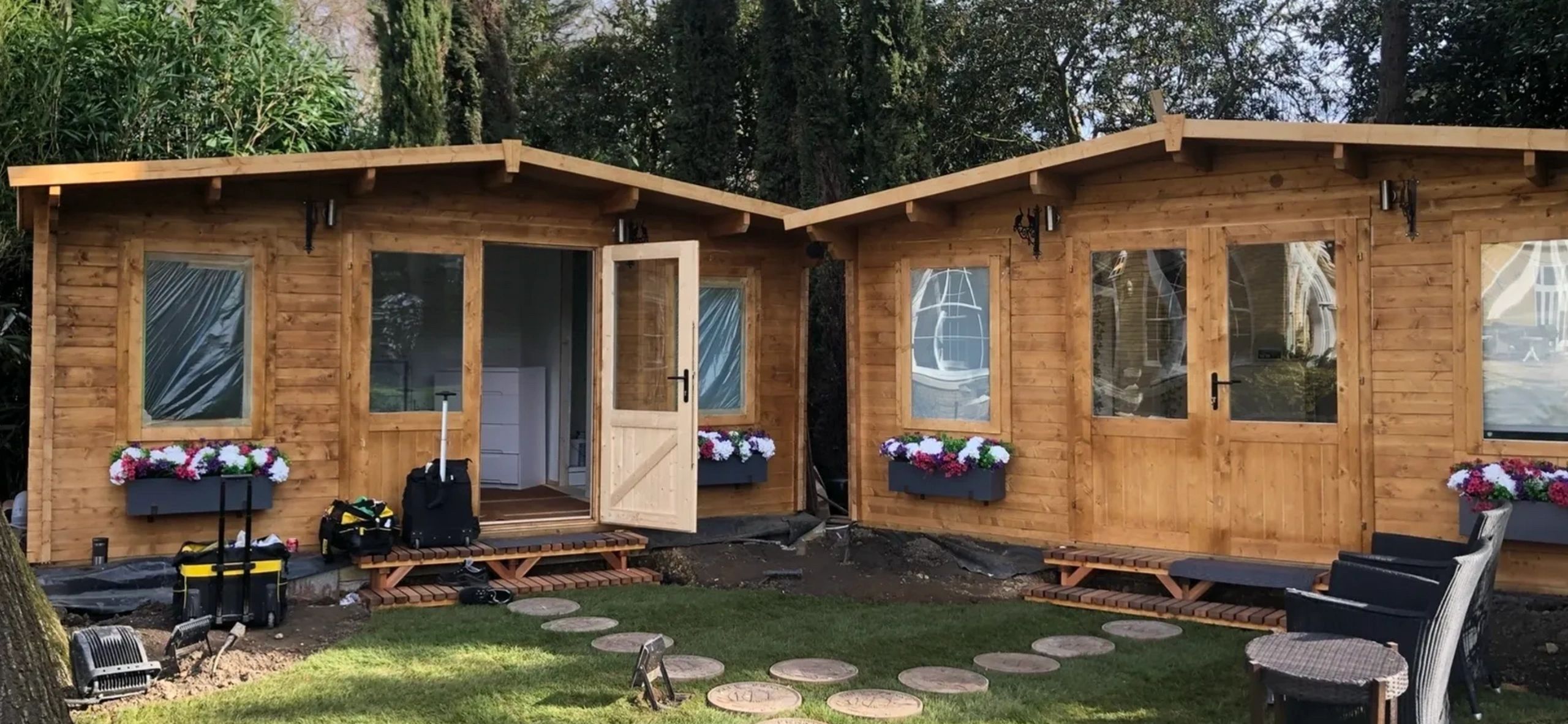 Log Cabin Installation, sheds installation Services in London and Surrey