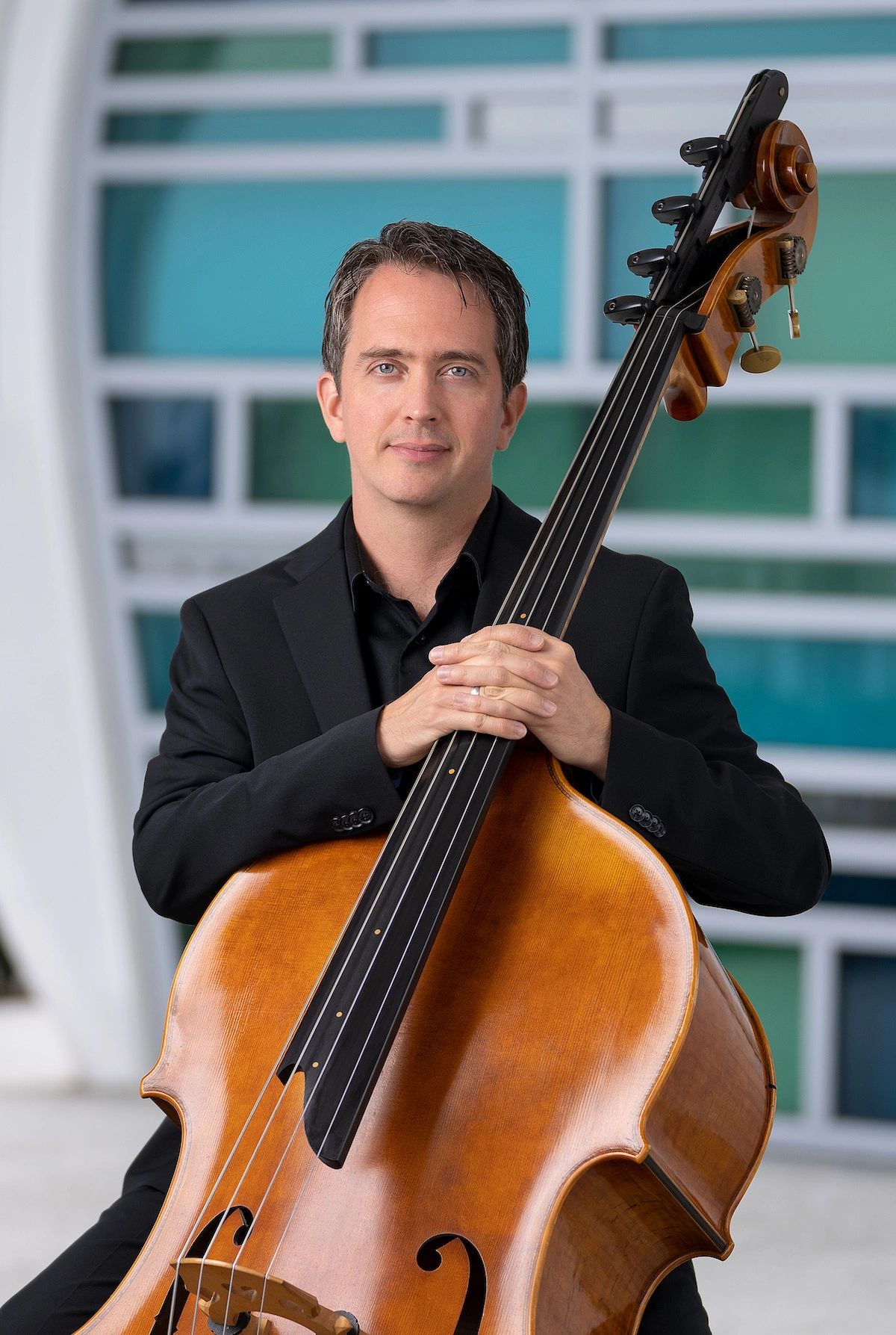 Jeremy Kurtz-Harris, double bassist