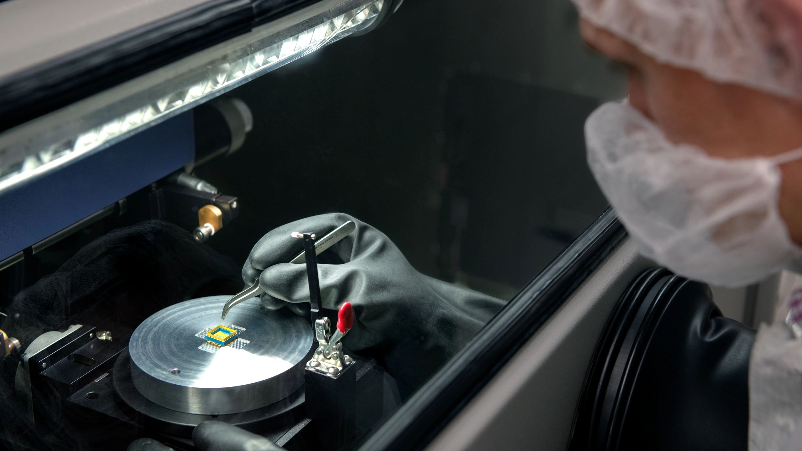 OEwaves - Microwave Photonics, Lasers