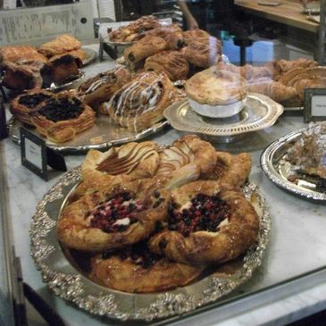 French Bakery, Croissant - Bakery Honore - Seattle, Washington