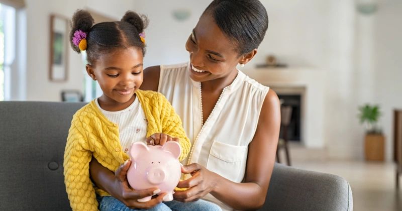 5 Gift Ideas to Teach Kids About Finance