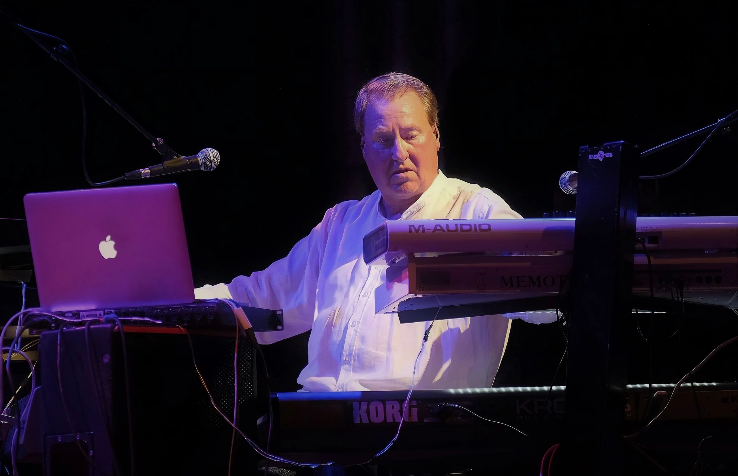 Jez Smith – Musician | Jez Smith