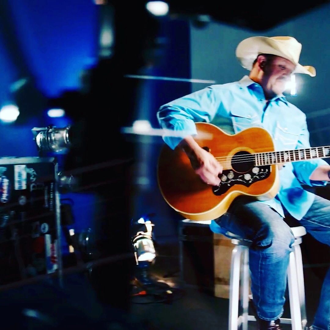 Home [stevehelmsband.com]