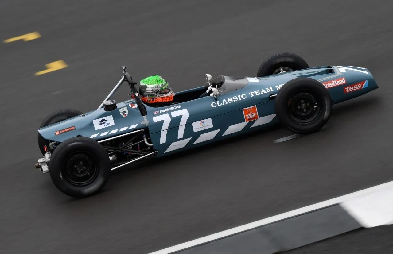 Daniel Mackintosh - Racing Driver/Coach