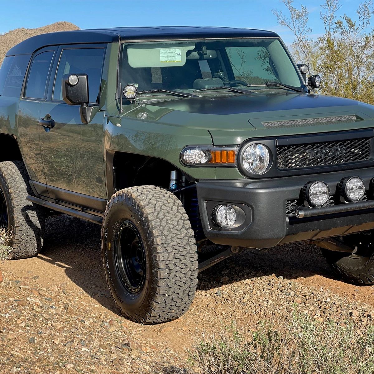 Westcott Designs Toyota FJ Cruiser Rock Sliders