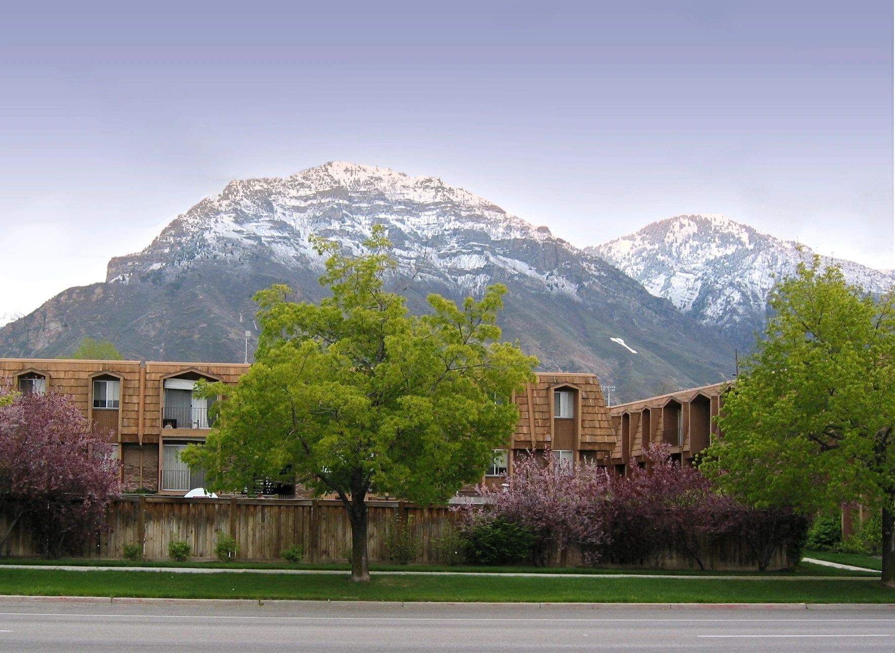 Affordable Student Housing near Campus