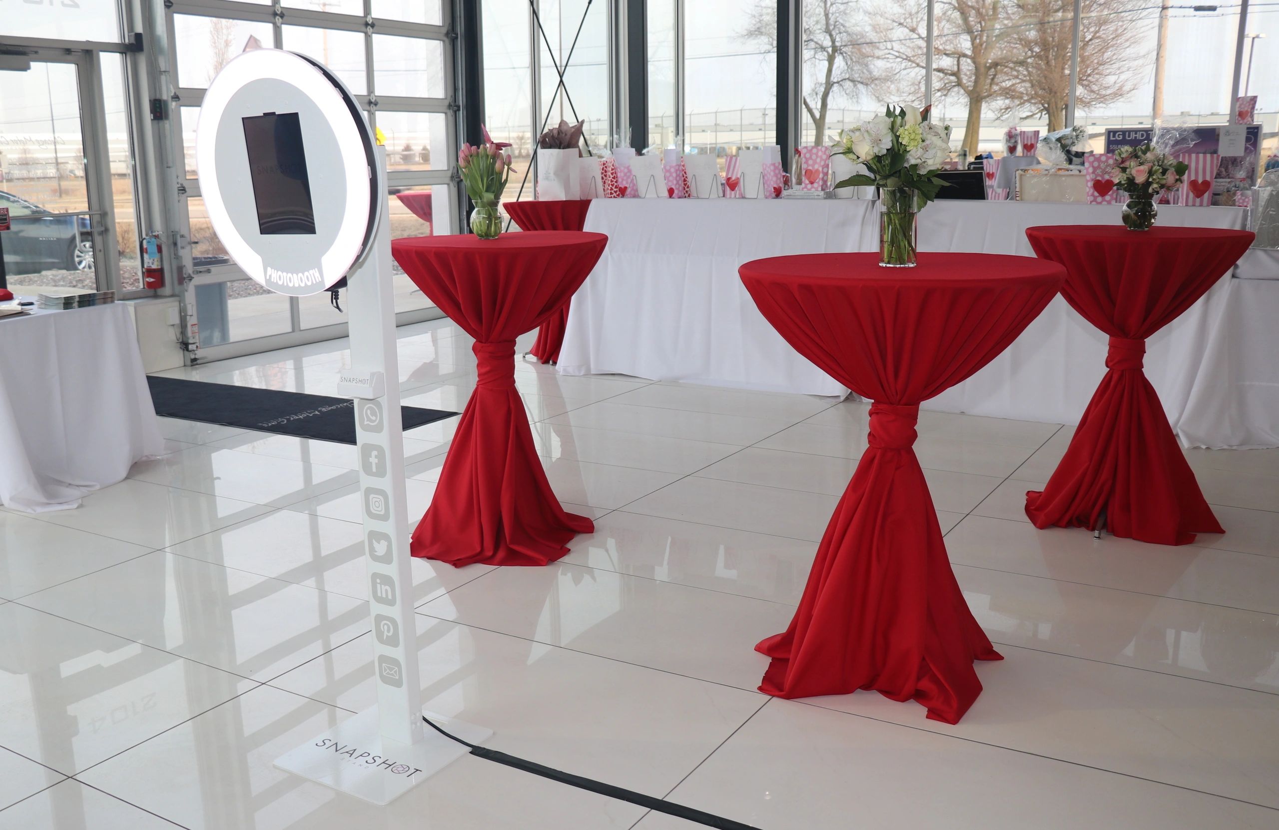 Snapshot Stand - Digital Photo Booth Rental, Digital Photo Booth