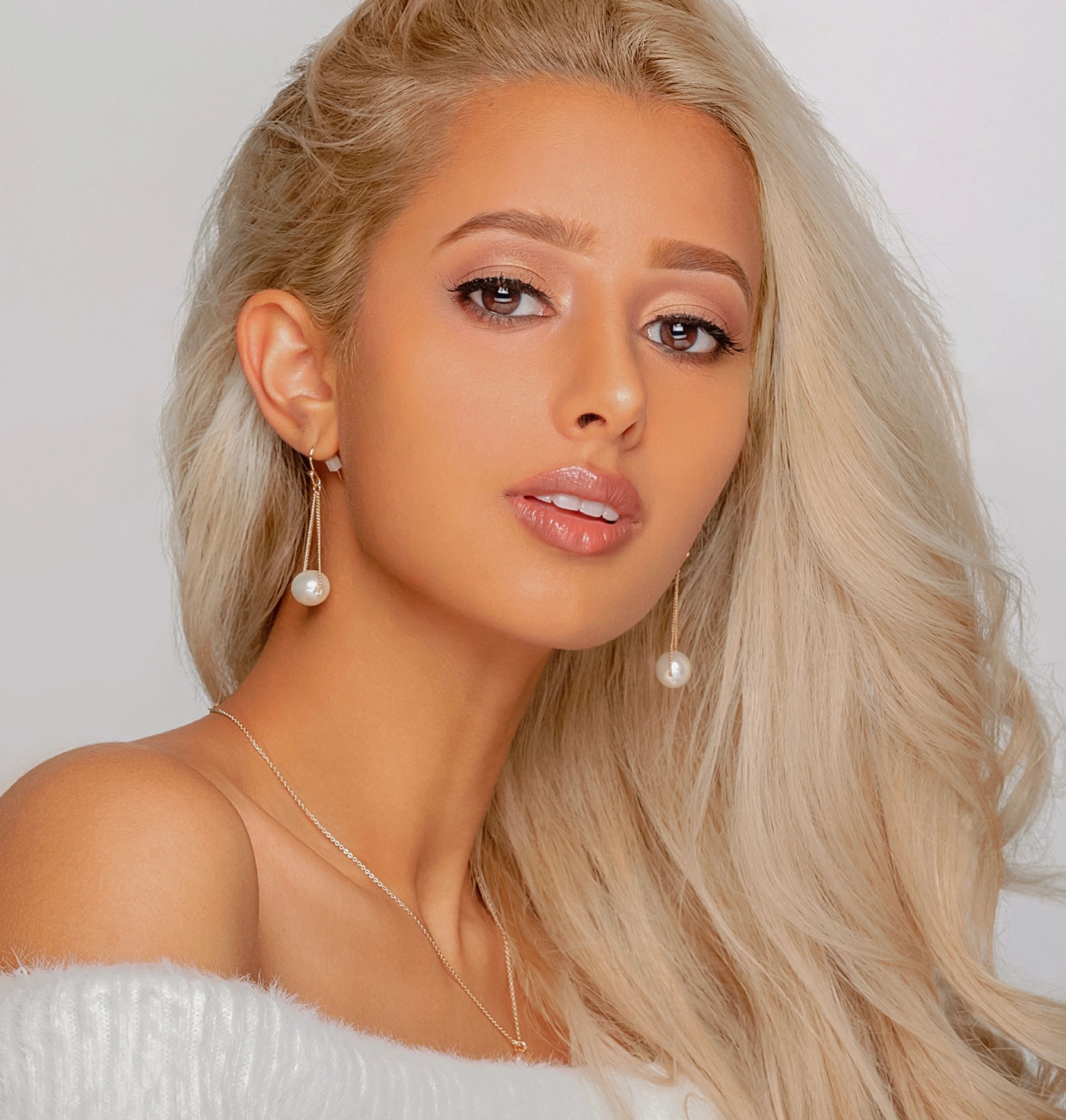 Anna Dua