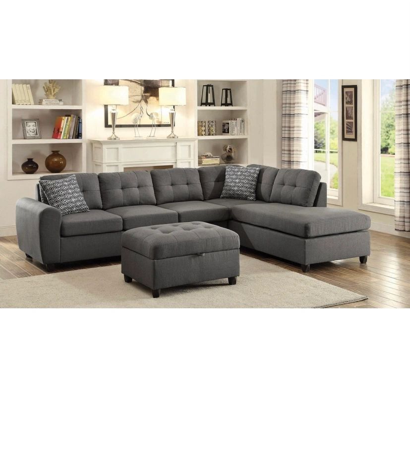 Gray cloth sectional with chaise