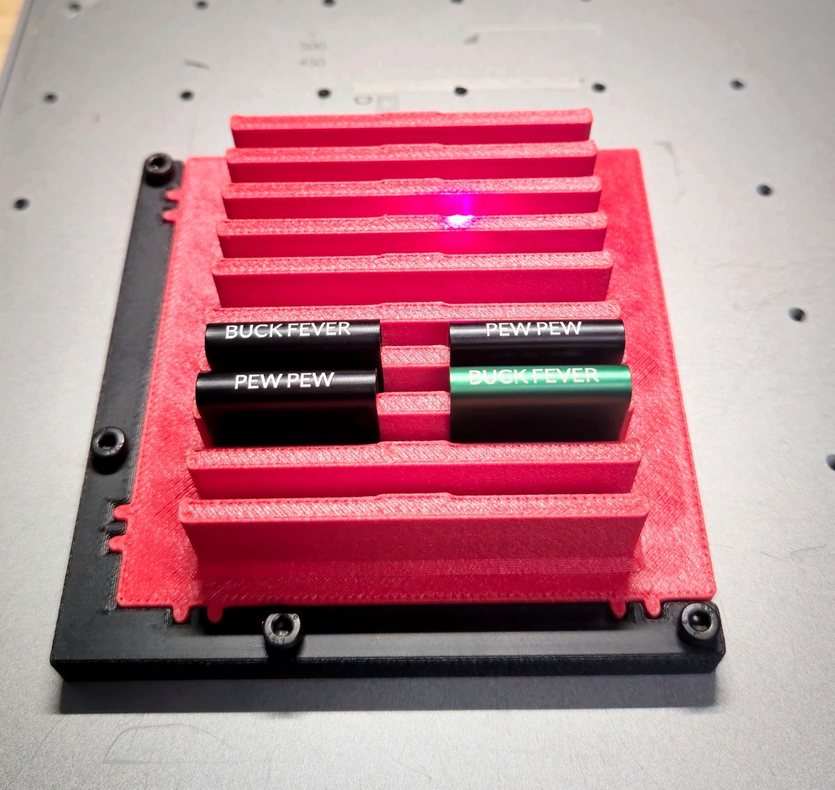 Vertical Hat Clip Jig