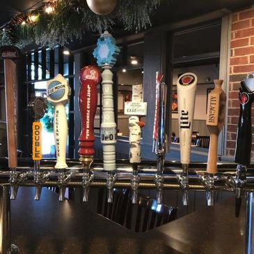 Restaurant - Red Brick Ale House & Grille