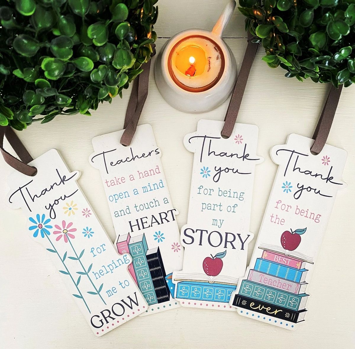 Teacher Bookmarks (4 slogans)