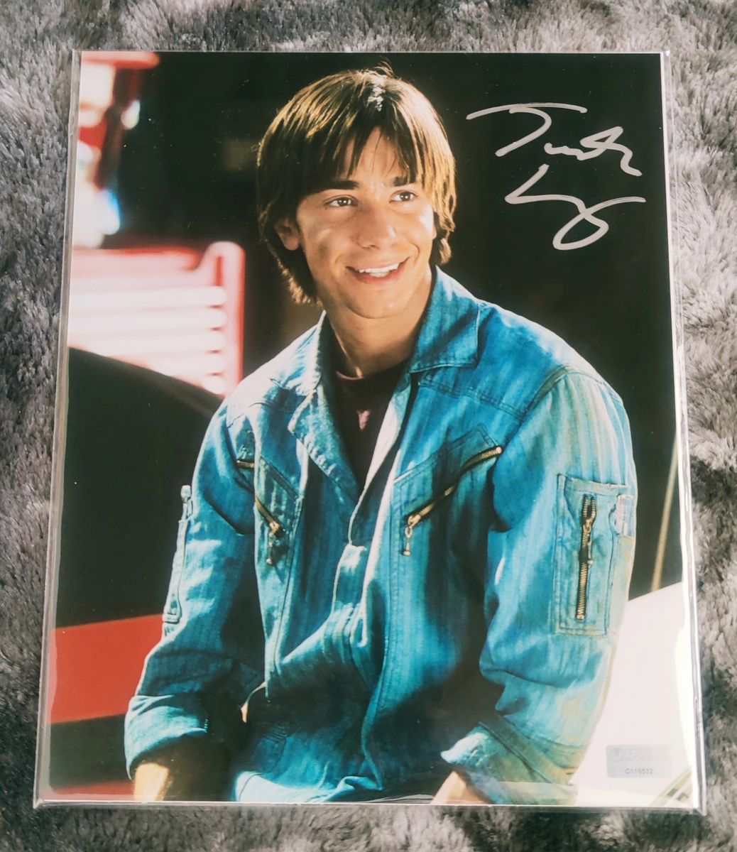 Justin Long Signed 8x10 Photo as Kevin from the Movie, Herbie: Fully Loaded