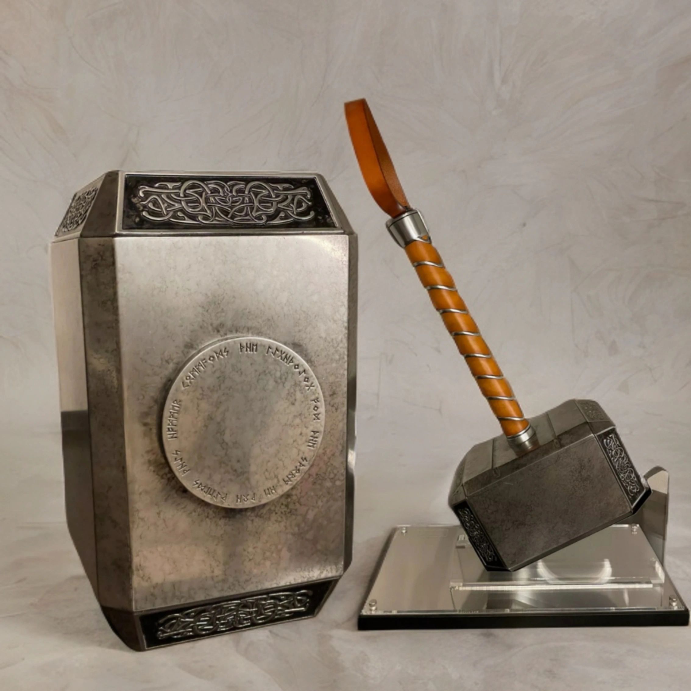 The Legendary EFX Collectibles Thor Helmet and Mjolnir!