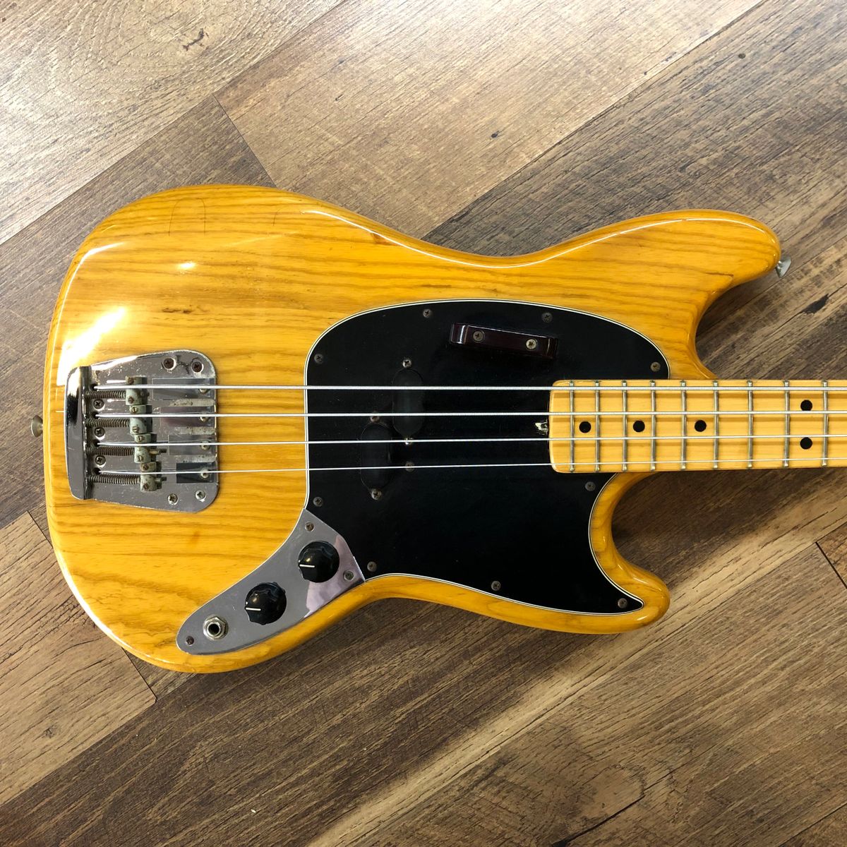 1976 Fender Mustang Bass Natural Gloss Finish Short-Scale Electric Bass ...