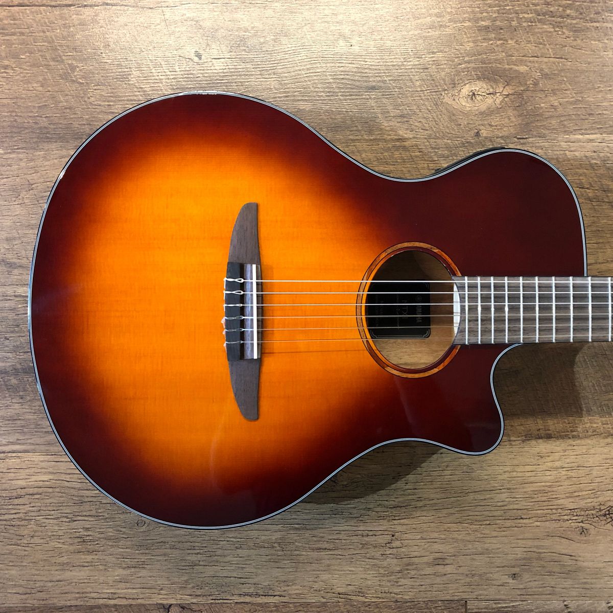 Yamaha NTX1 Gloss Brown Sunburst Finish Cutaway Thinline Nylon String ...