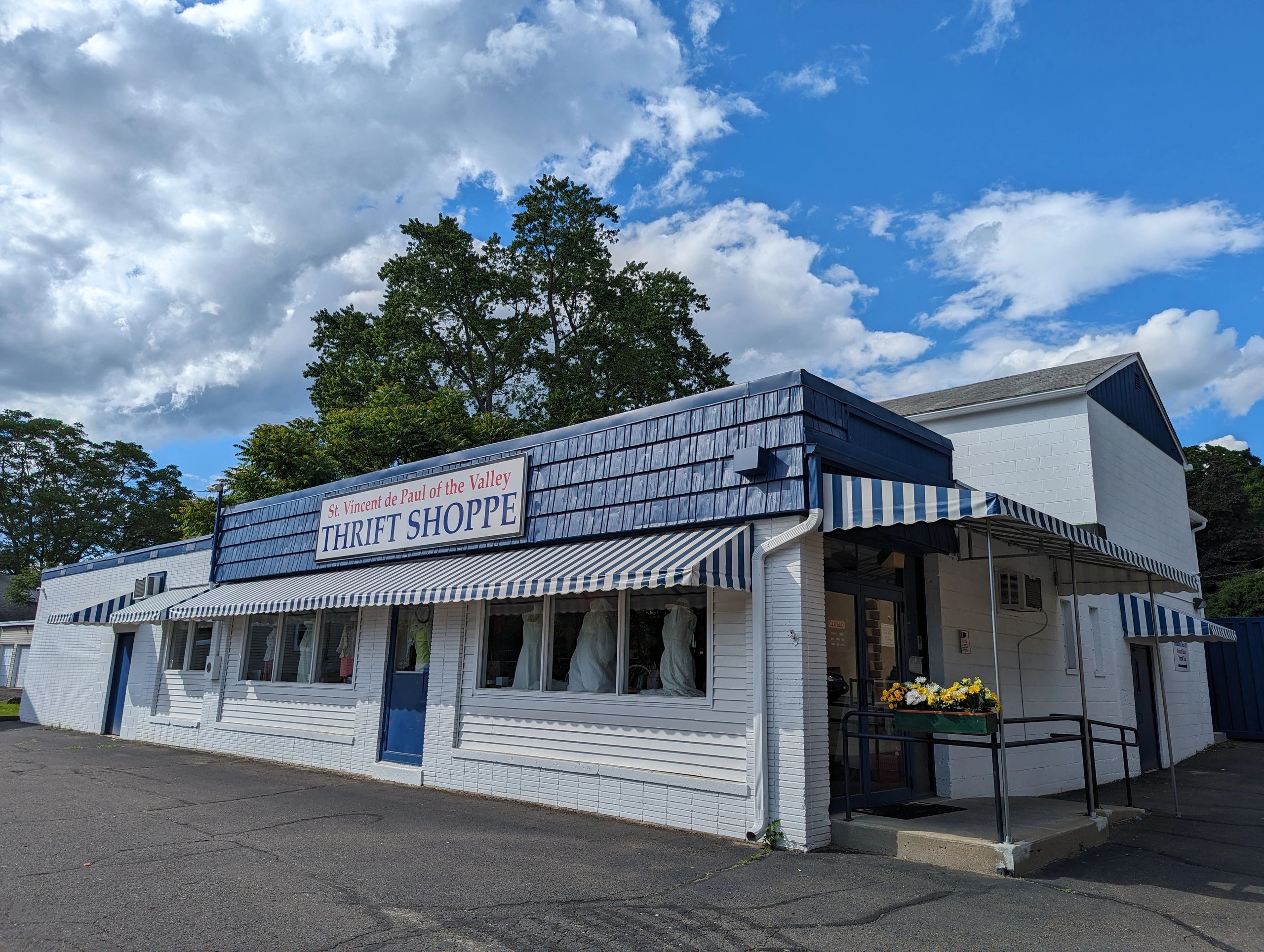 St. Vincent de Paul of the Valley Thrift Shop and Food Bank
