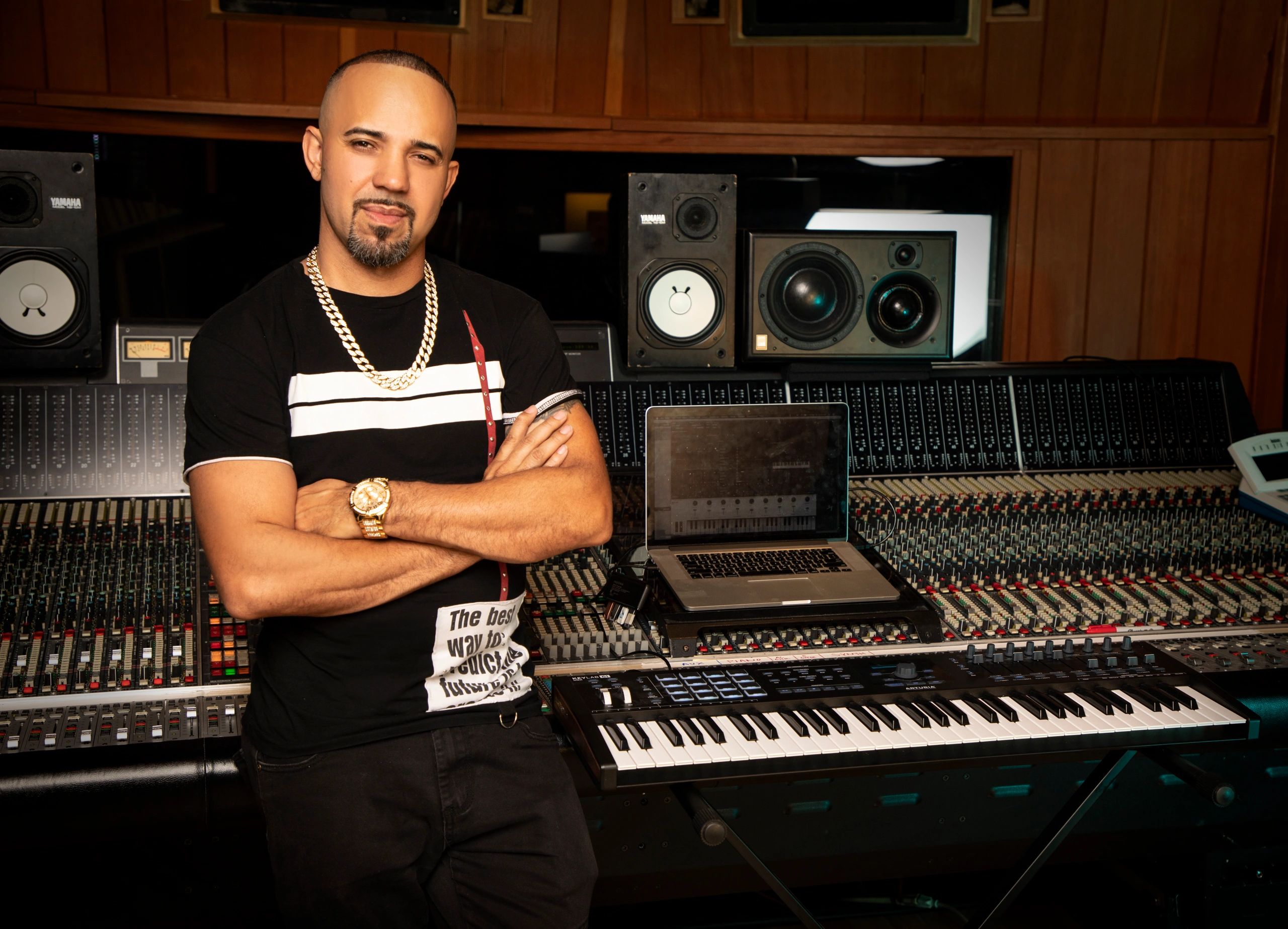 Devine Evans Music Producer and Film Composer - Devine Evans