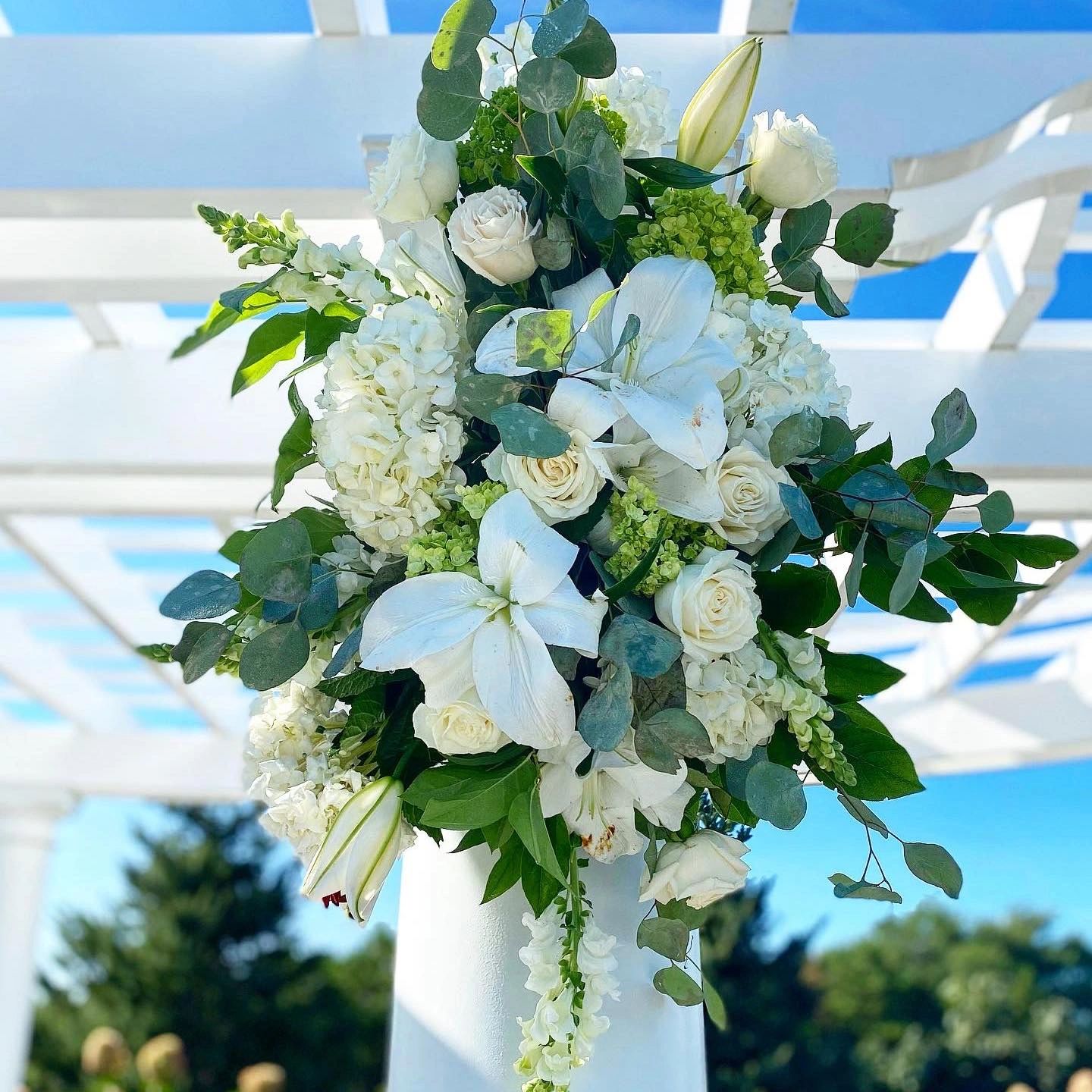 Exquisite Flower Arrangements for All Your Special Moments