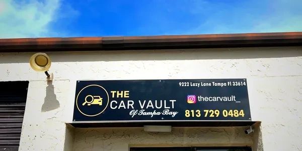 HOME [thecarvaultoftampabay.com]