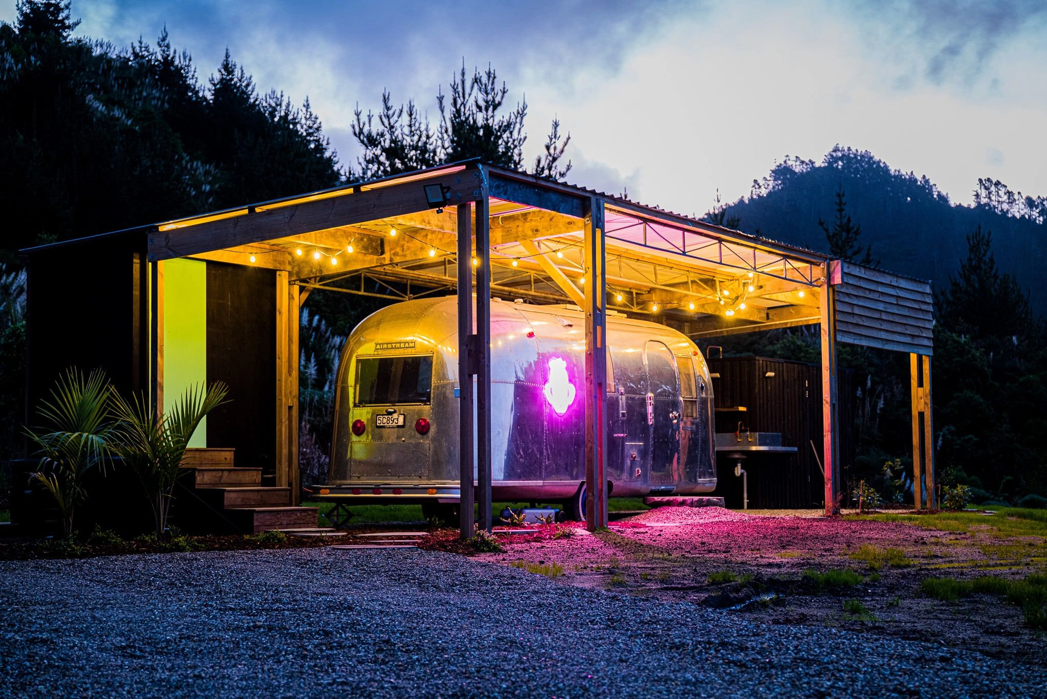 Tin Lizzie/Silver Bullet/Land Yacht/Airstream - Ahoy!