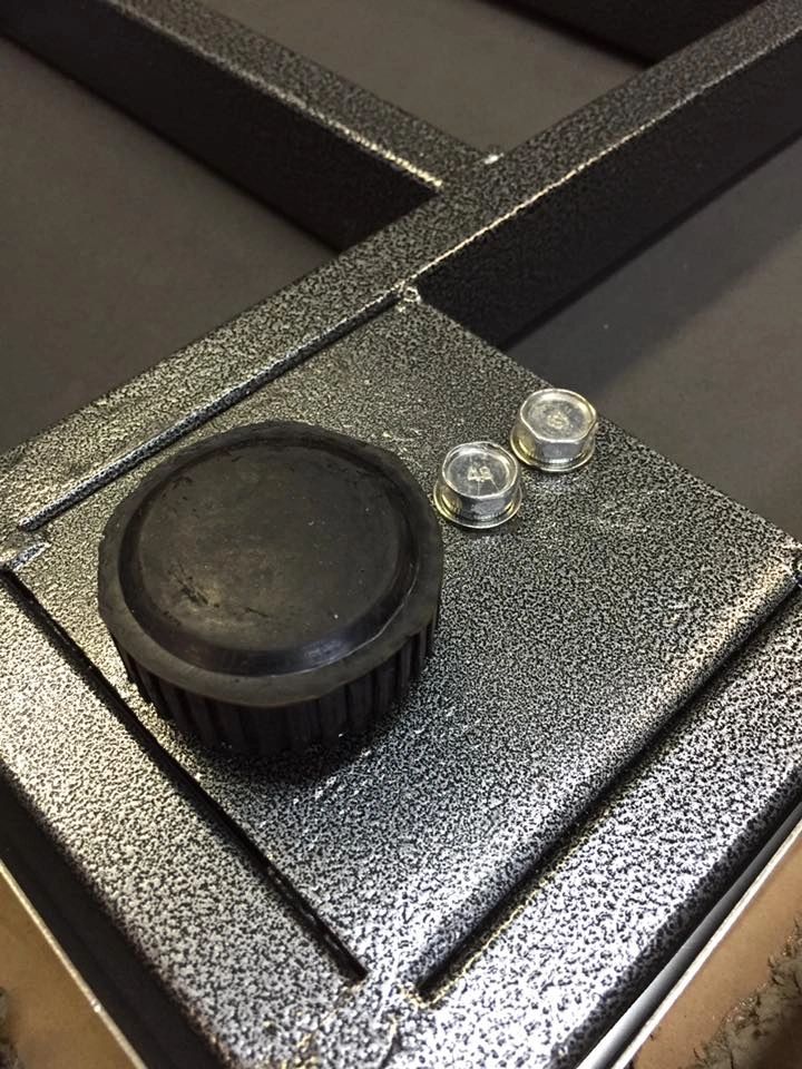Replacement foot for livestock platform scales