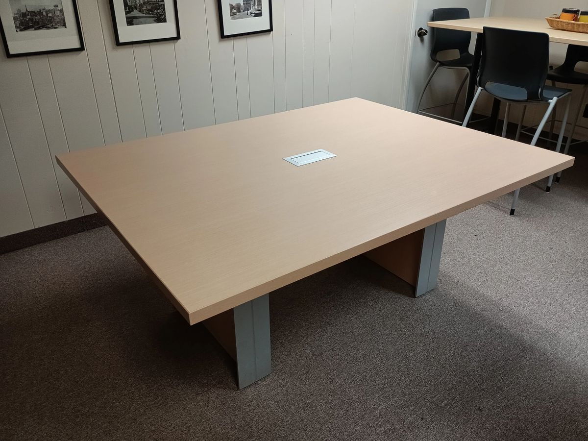 LACASSE CONFERENCE TABLE W/ POWER UNIT