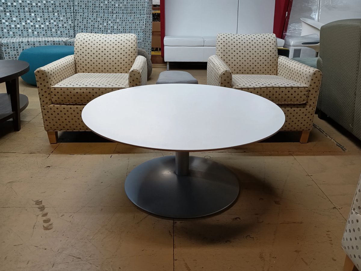 LOUNGE SET TABLE W/ 2 CHAIRS
